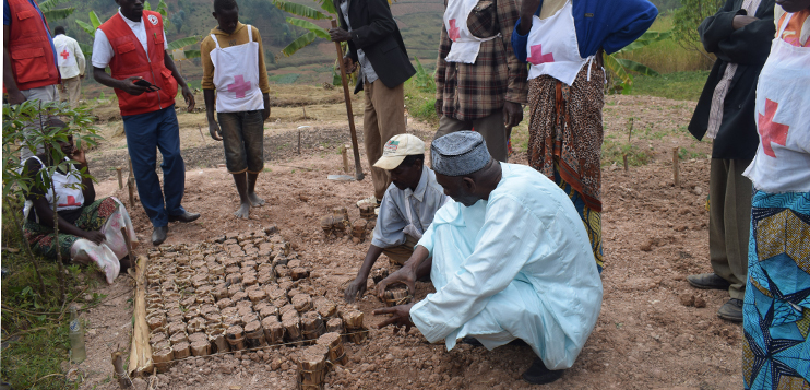 Visite du Vice-président de la FICR pour l'Afrique à la Croix-Rouge du ...